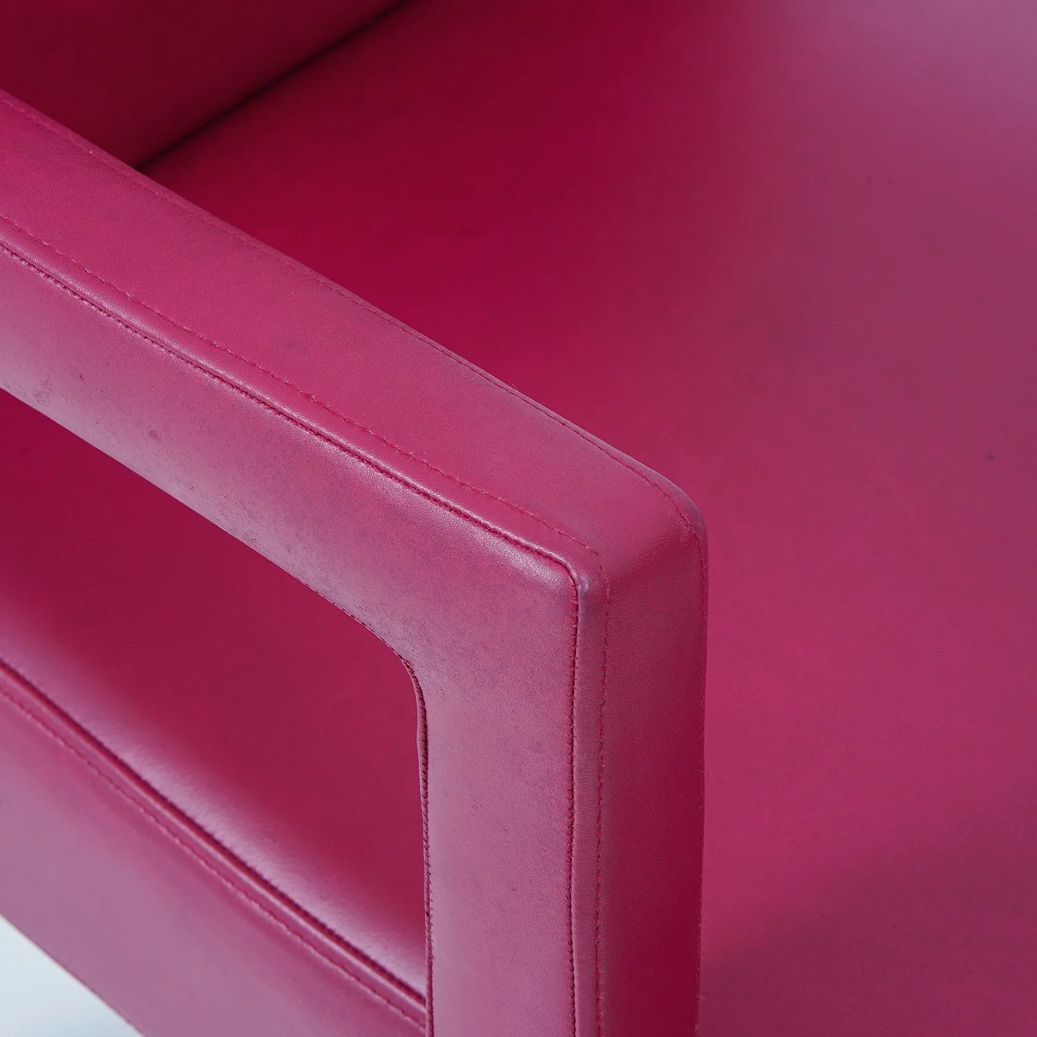 Georgia Chair – Leather Field